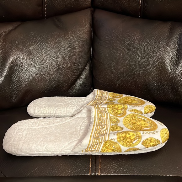 Versace | Bath | Versace Unisex Medusa Baroque Barocco Logo Terry Cloth ...